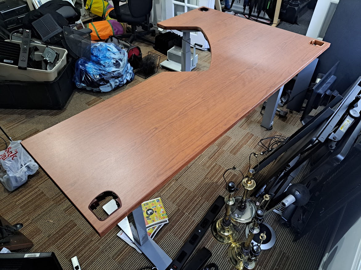 L-Shaped Electric Height Adjustable Table – Top Surplus