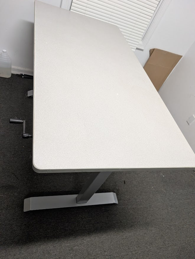 Manual Height Adjustable Table – Top Surplus